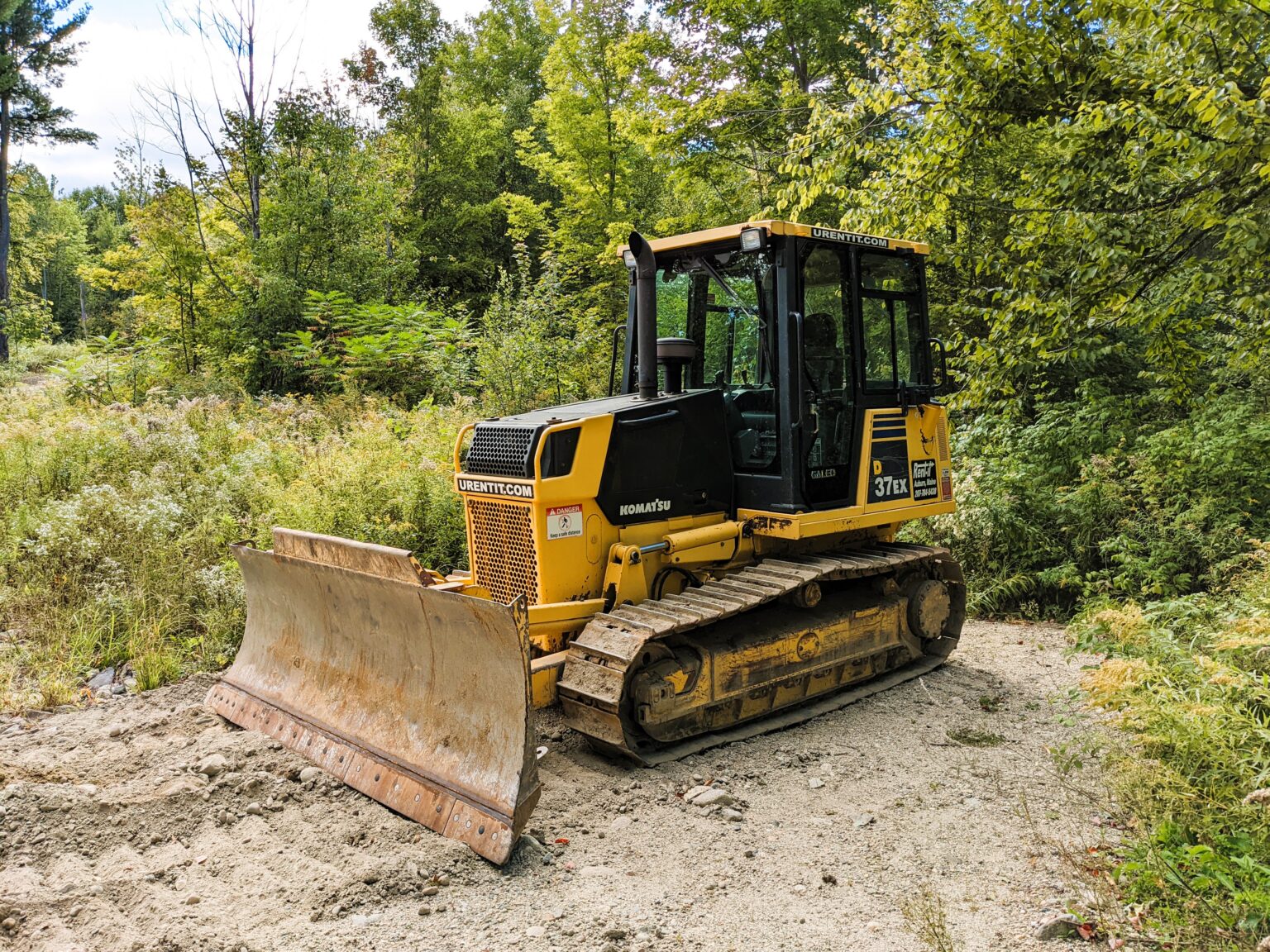 Dozers Archives - RENT IT! Heavy Equipment Rentals & Sales (207) 784-5438